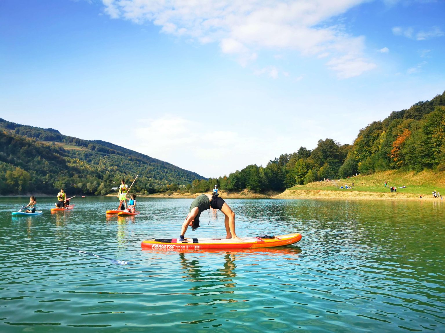 SUP pe Lacul Paltinu | SupAcademy